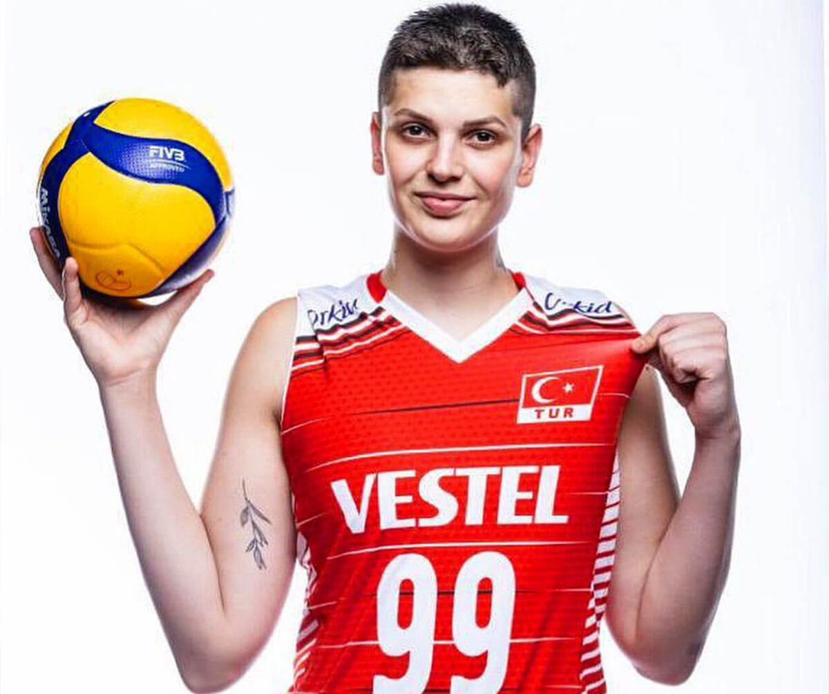 Ebrar Karakurt: Türk Voleybolunun Yükselen Yıldızı - Voleyboldan